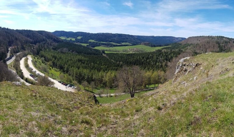 Auf dem Lochen wandern: Sensationeller Alpenblick inklusive Gipfelkreuz!