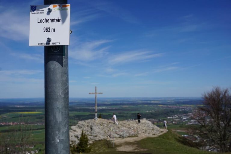 Auf dem Lochen wandern: Sensationeller Alpenblick inklusive Gipfelkreuz!