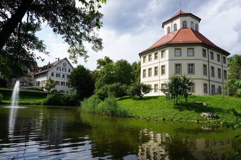 Rundwanderweg Oppenweiler wandern ab Wasserschloss Oppenweiler