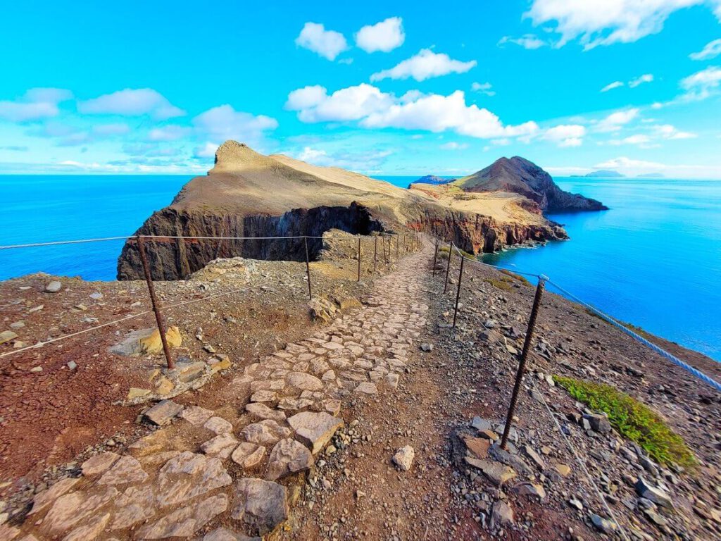 Zur Ponta de Sao Lourenco wandern: Wanderweg PR8 auf Madeira