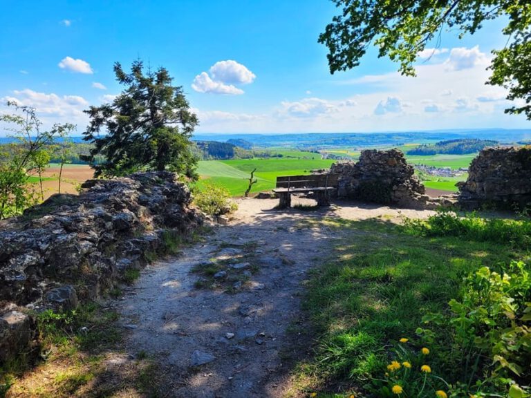Im Hegau wandern: Hegauer Vulkan-Tour Premium-Wanderweg!